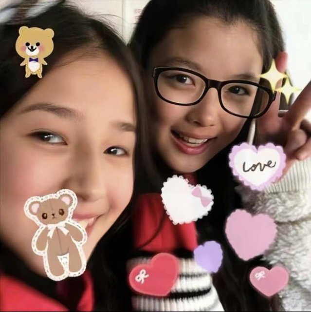 Những hình ảnh hồi nhỏ của 2 chiếc visual cực phẩm Nancy và Kim Yoo Ju ...